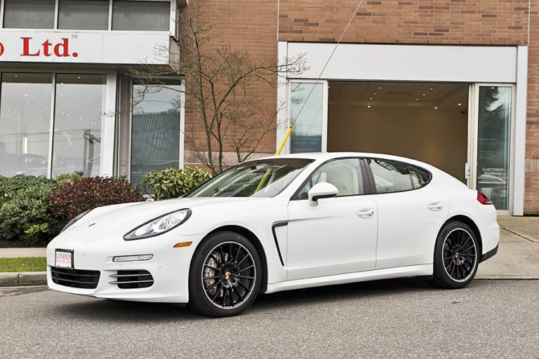 Porsche 2014 Panamera 4S - London Motorcars