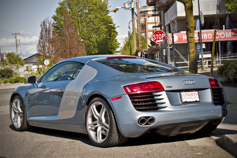 Audi 2009 R8 4.2 Coupe - London Motorcars