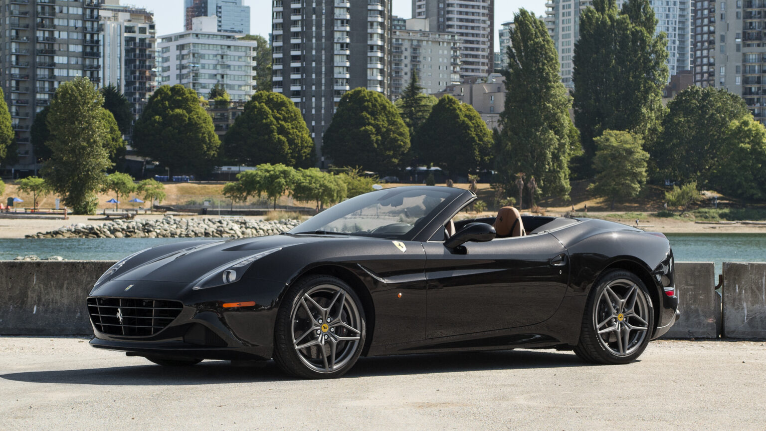 Ferrari 2018 California T Convertible - London Motorcars